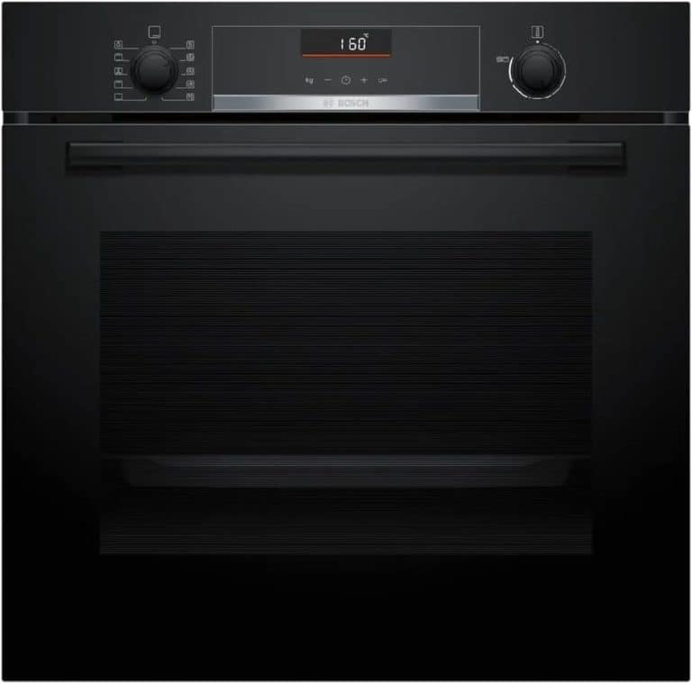 Test du four multifonction Bosch HBG536EB3 : assistant de nettoyage à l'eau